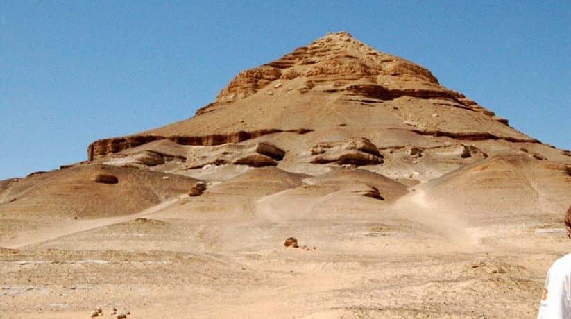 Gebel El Dist Bahariya Oasis tours, booking, prices